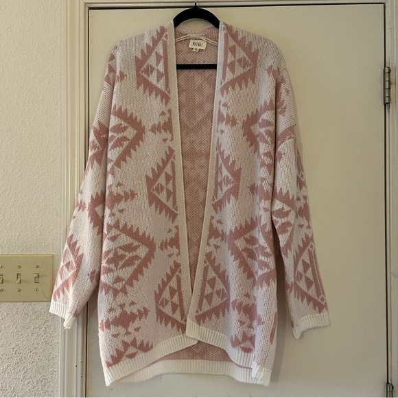BiBi | Sweaters | Bibi Geometric Pink And White Cardigan | Poshmark